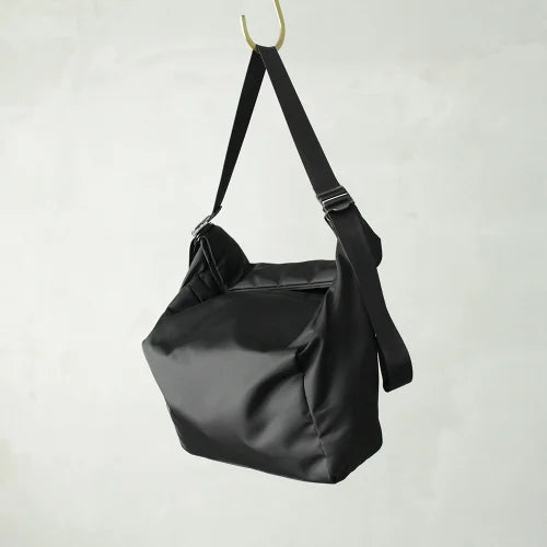 STUFF - leaf spring shoulder _ no.2 / black - nylon twill – YEANAY